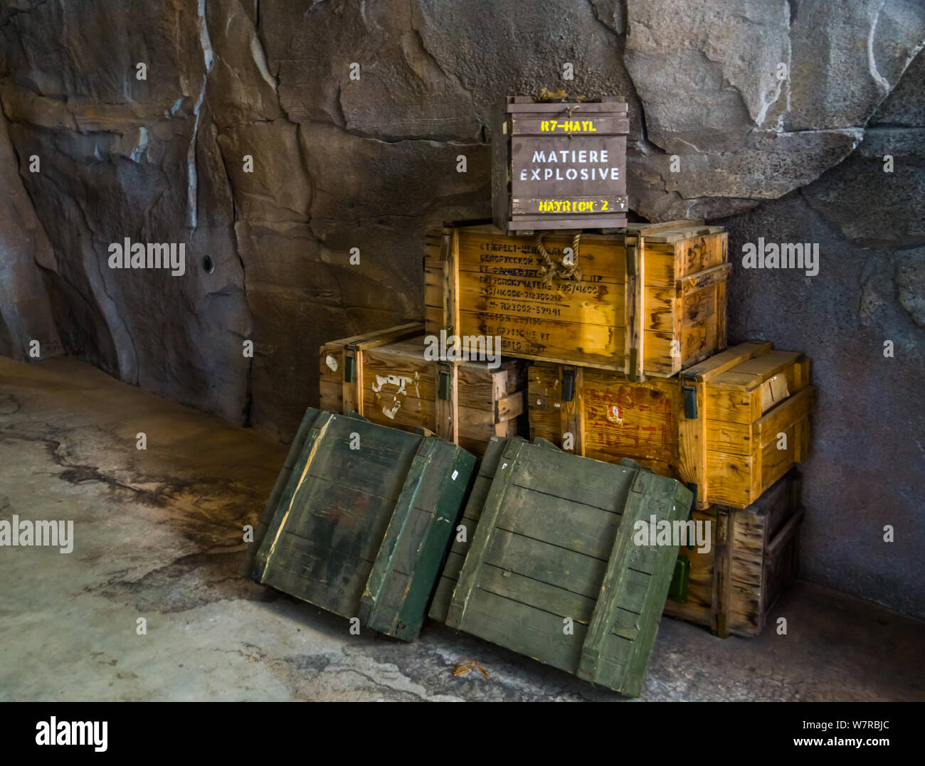 Dynamite tunnel hi-res stock photography and images - Alamy