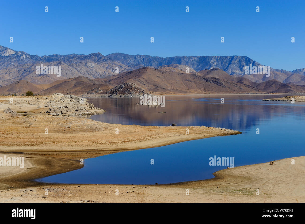 Landscape of Lake Isabella reservoir, Kern County, California, USA ...