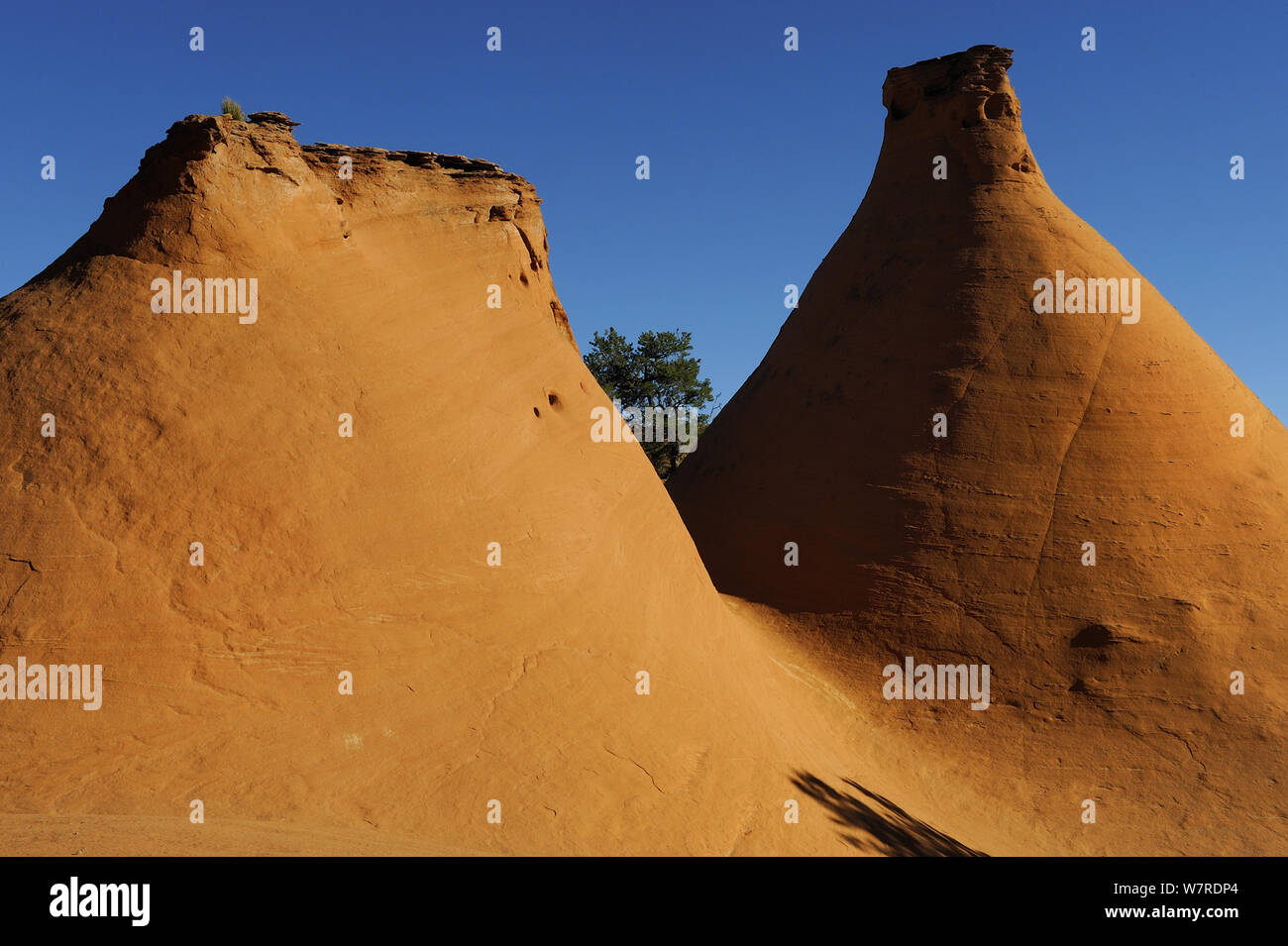 Sandstone monoliths hi-res stock photography and images - Alamy