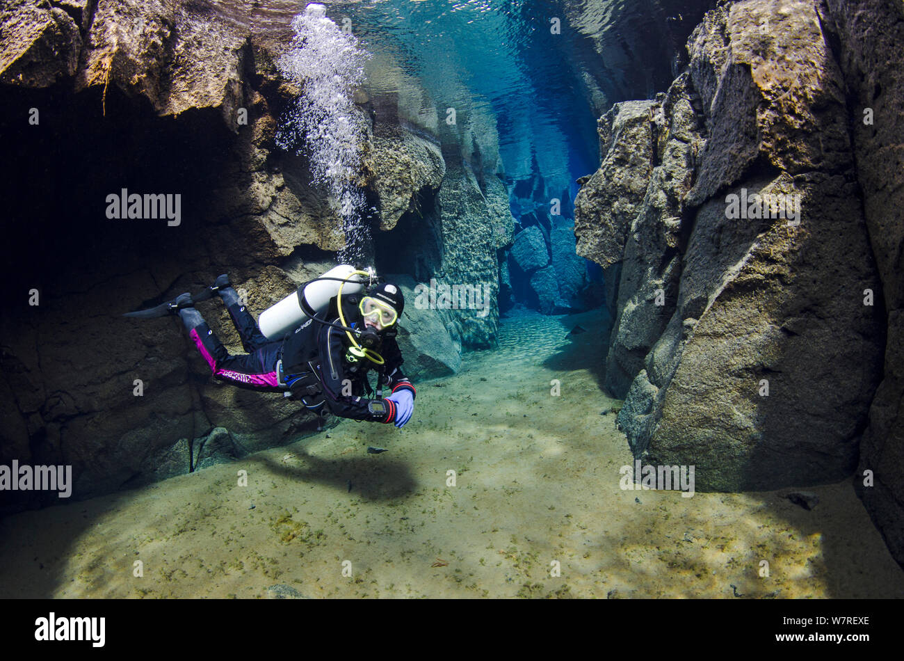 Tectonic rift underwater hi-res stock photography and images - Alamy