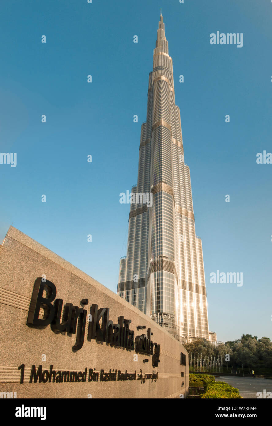 Worlds tallest buildings hi-res stock photography and images - Alamy