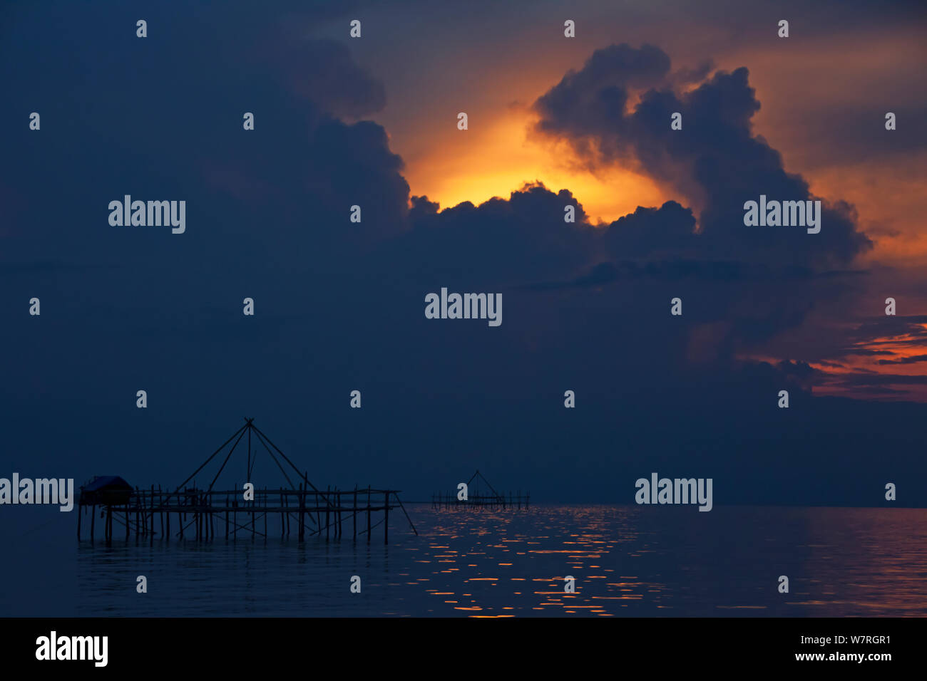 Fish traps, Inanuran Island, Danajon Bank, Central Visayas, Philippines ...