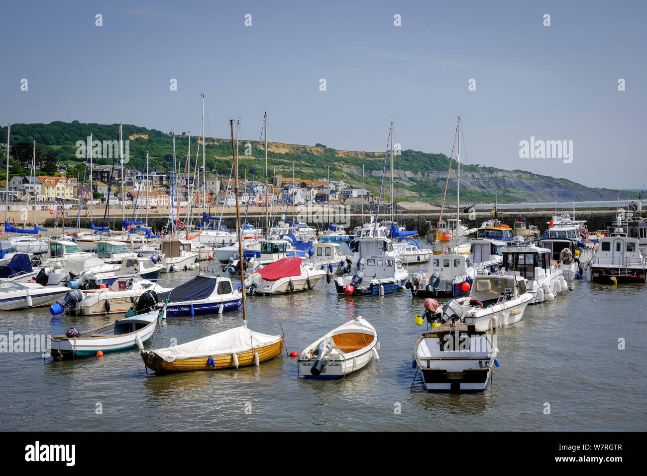 Lyme bay british isles hi-res stock photography and images - Alamy