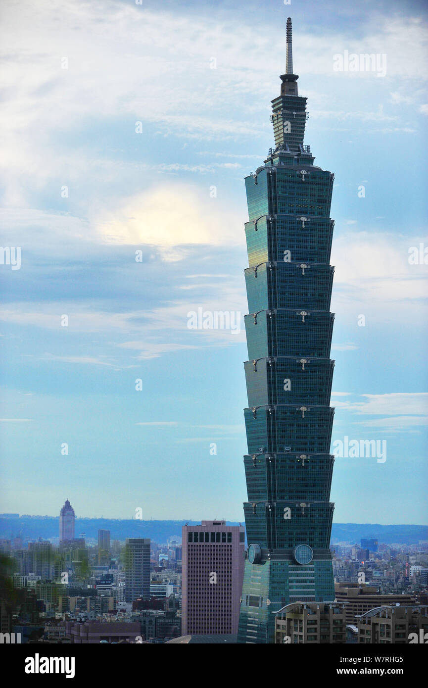 A view of the Taipei 101 building in Taipei, Taiwan, 30 April 2012 ...
