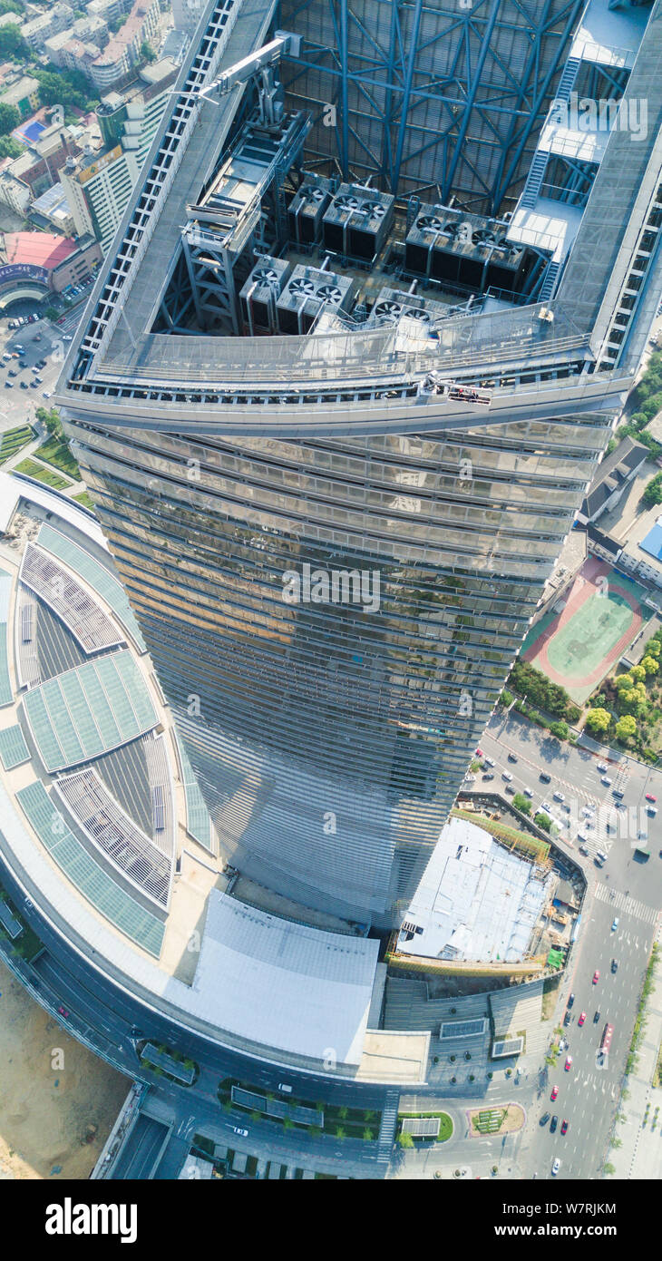 Heng long plaza hi-res stock photography and images - Alamy