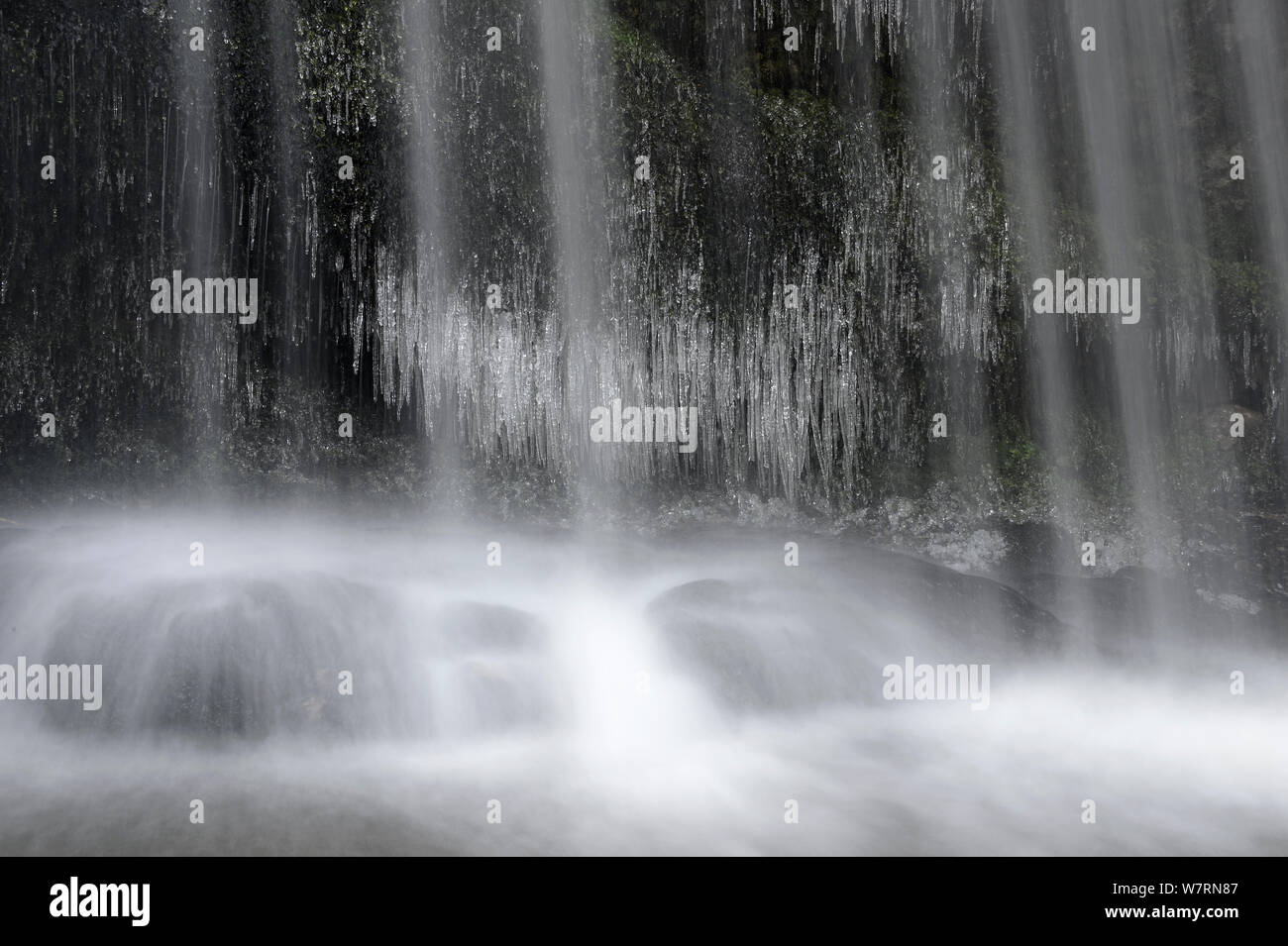 Streams small waterfall hi-res stock photography and images - Alamy