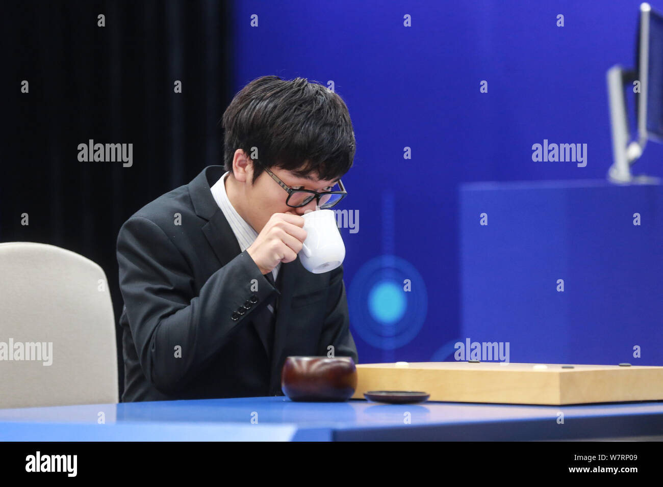 Chinese Go player Ke Jie competes against Google's artificial ...