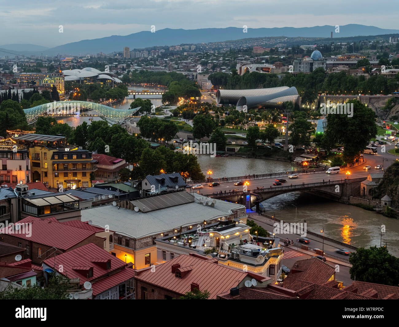 River Kura-Mtkwari, historic city and Awabalari, Tbilisi, Georgia ...