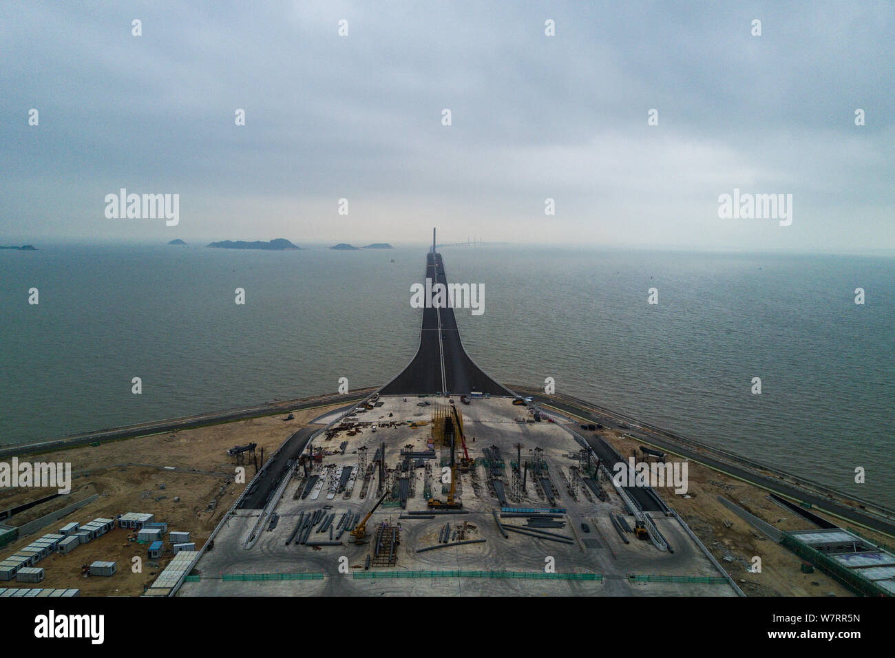 Aerial view of world's longest cross-sea bridge, the Hong Kong-Zhuhai ...