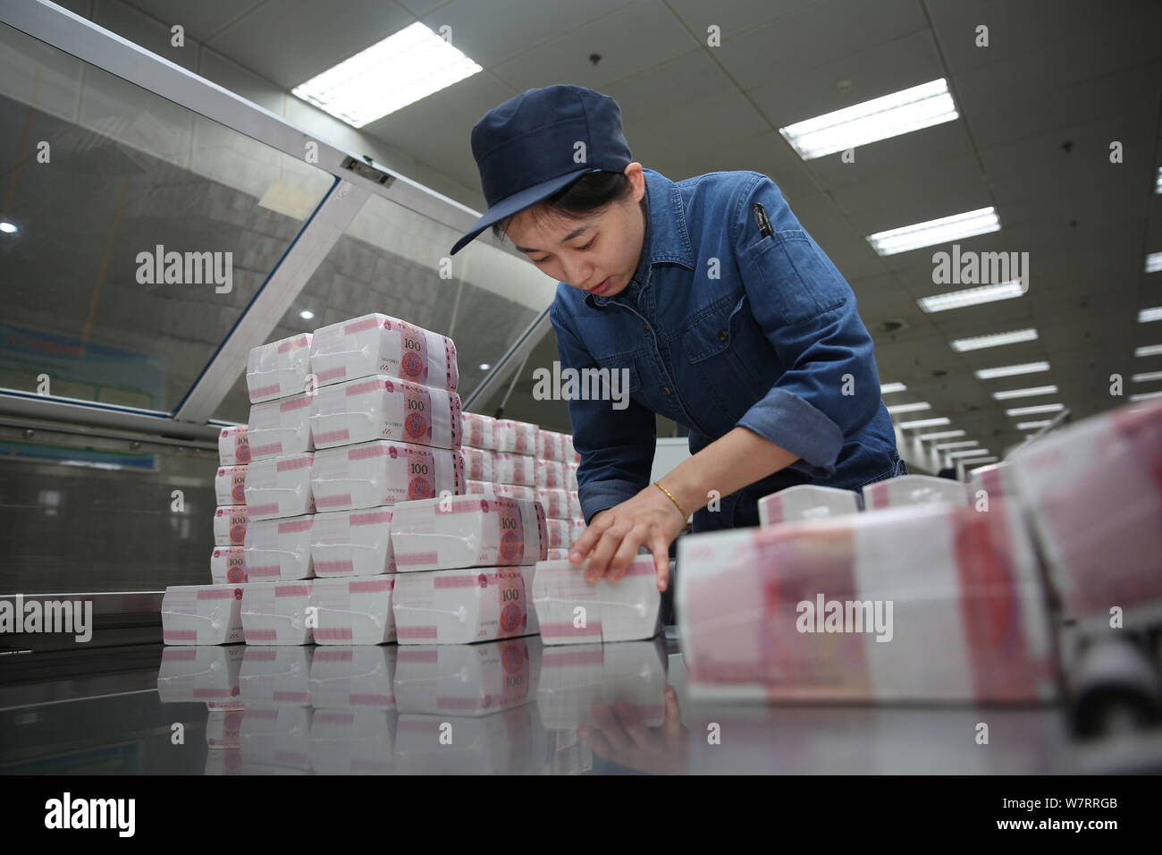 Worker checks hi-res stock photography and images - Alamy