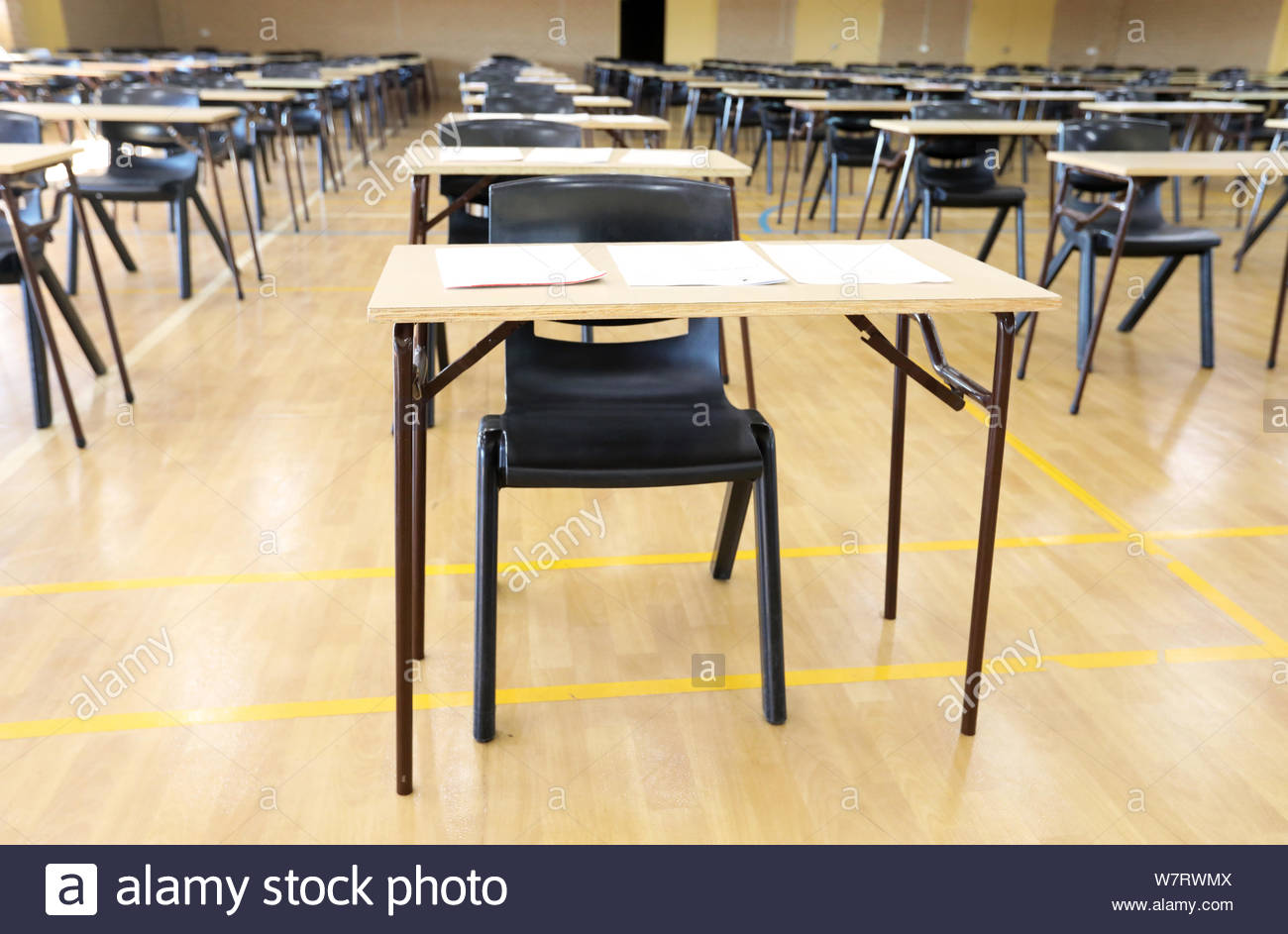 Examination Hall Student High Resolution Stock Photography and Images ...