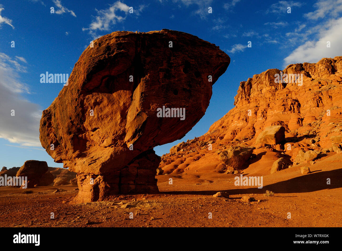 Balanced Rock, Glen Canyon National Recreation Area, Arizona, USA Stock ...