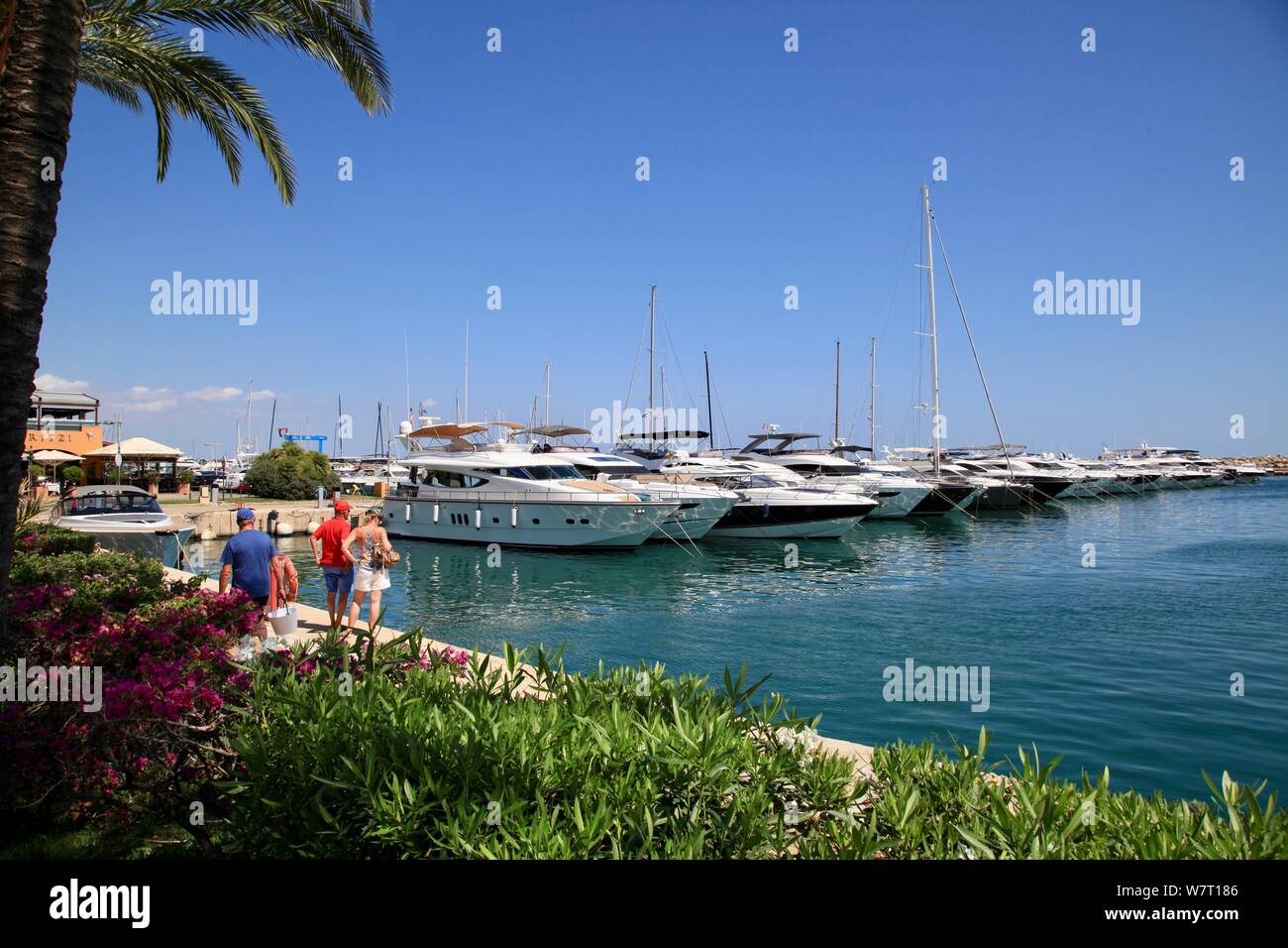 Yachts in puerto portals mallorca hi-res stock photography and images ...