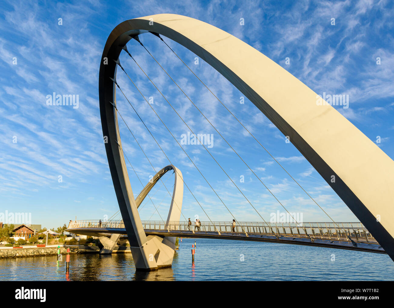 Late afternoon sun over the Elizabeth Quay Bridge, Elizabeth Quay ...