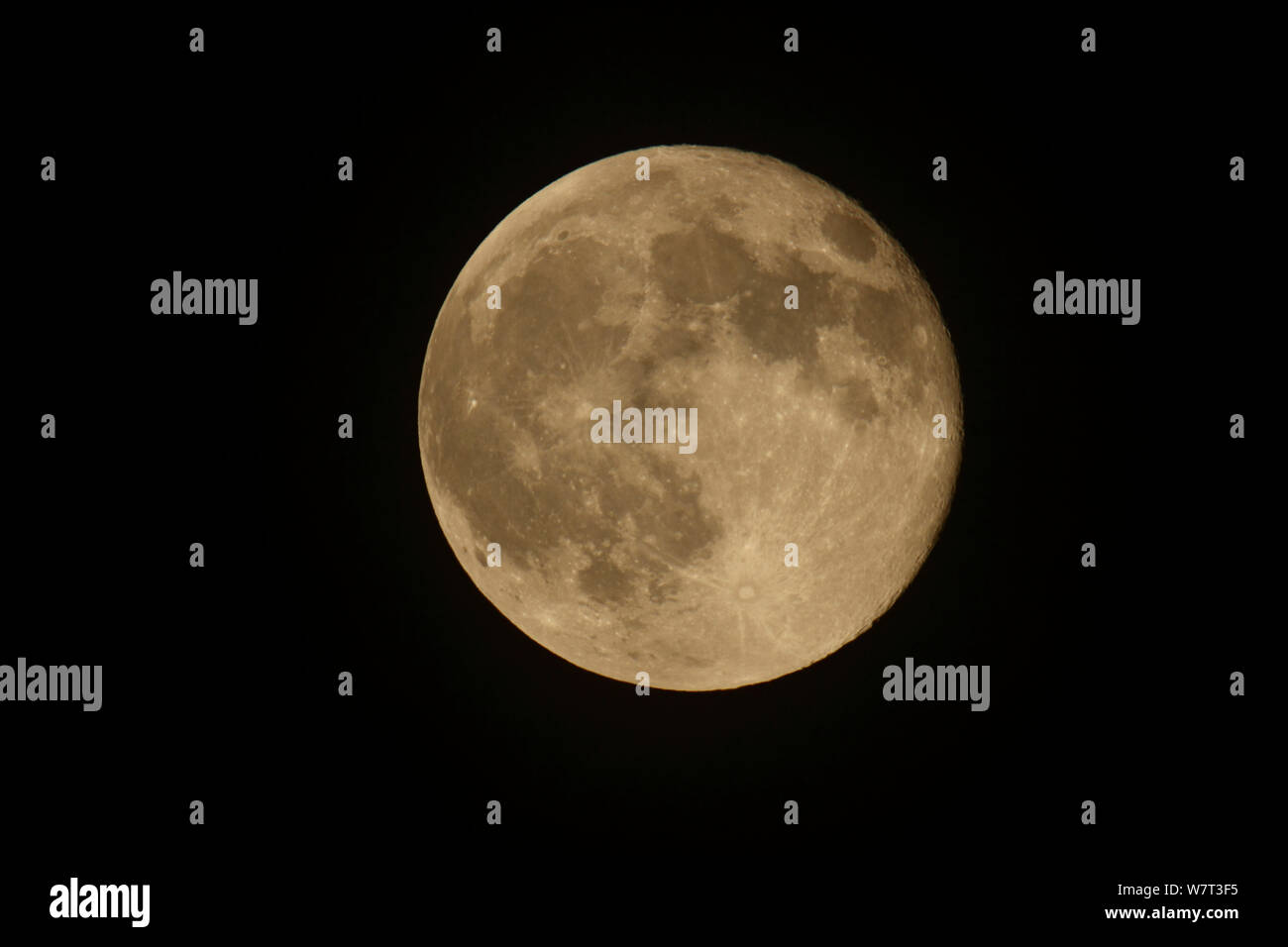 Super moons uk hi-res stock photography and images - Alamy