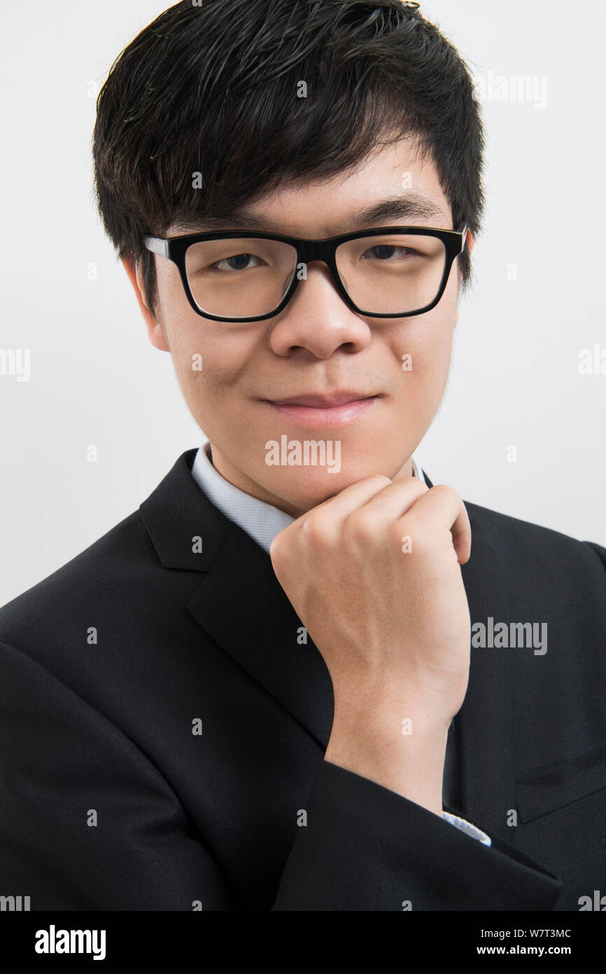 --FILE--Chinese Go player Ke Jie poses during an interview in Beijing ...