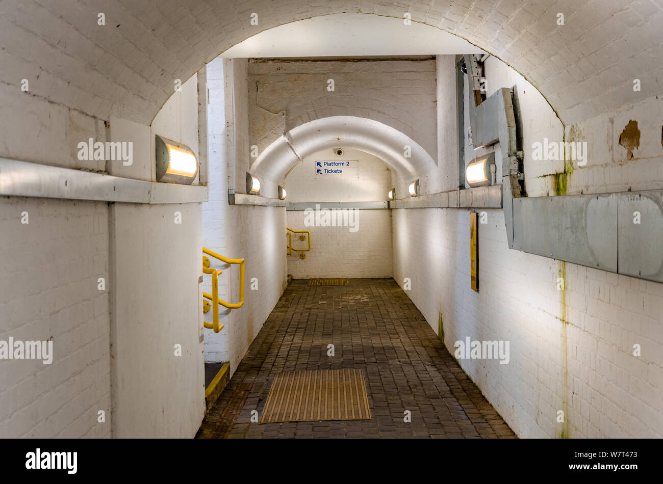 An tunnel linking platforms at Pangbourne Railway Station in West ...