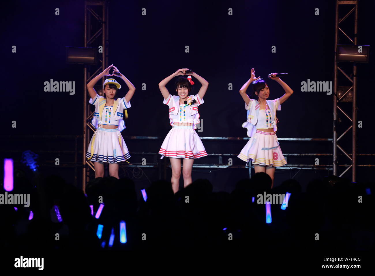 Akb48 Team 8