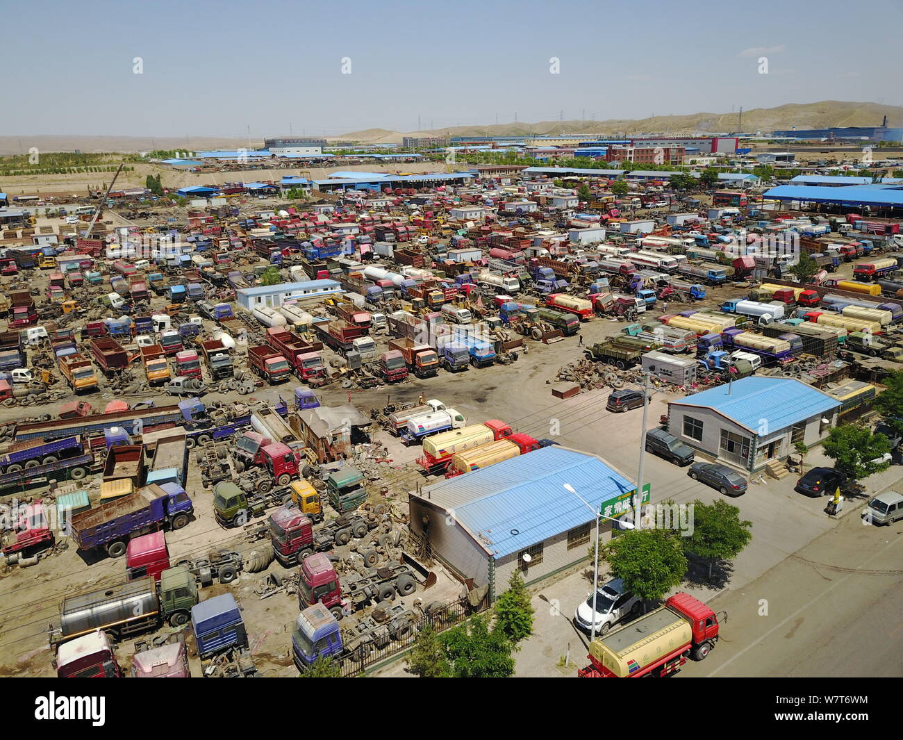 Junkyard Aerial View Stock Photos & Junkyard Aerial View Stock Images ...