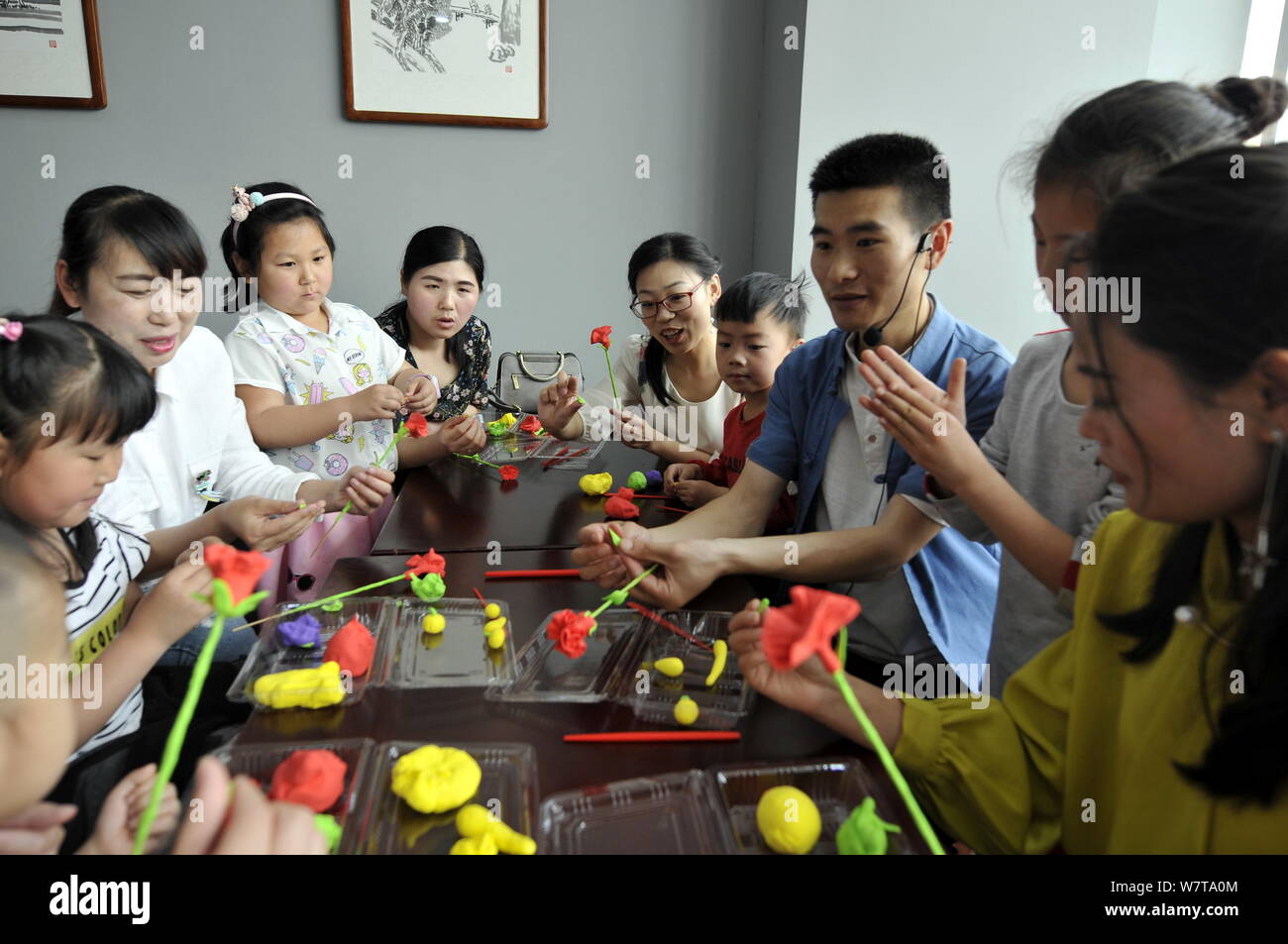 Linyi studio hi-res stock photography and images - Alamy