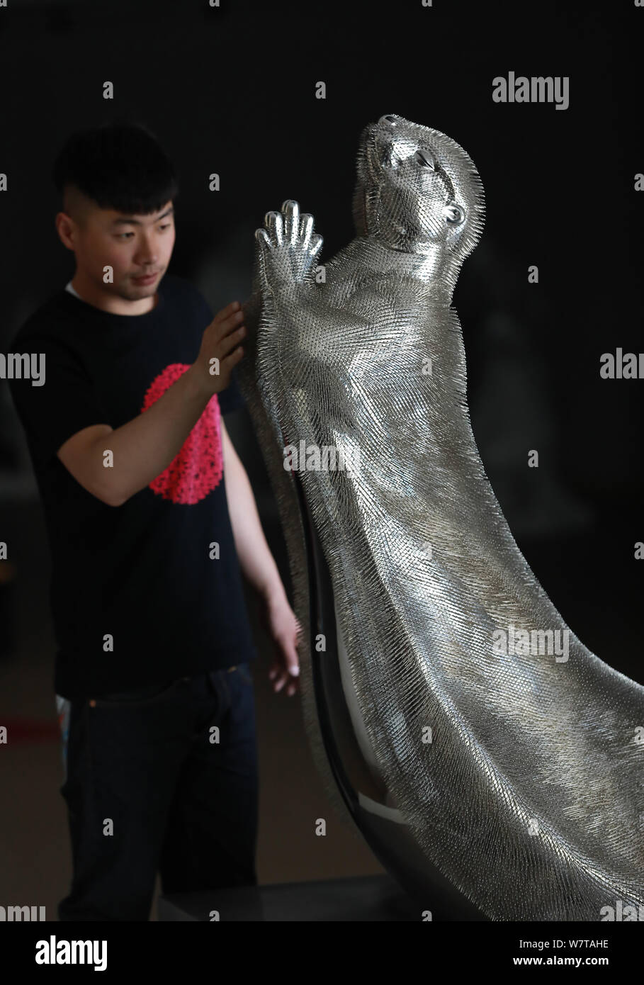 The otter sculpture made by Professor Xie Yong of Shenyang University ...