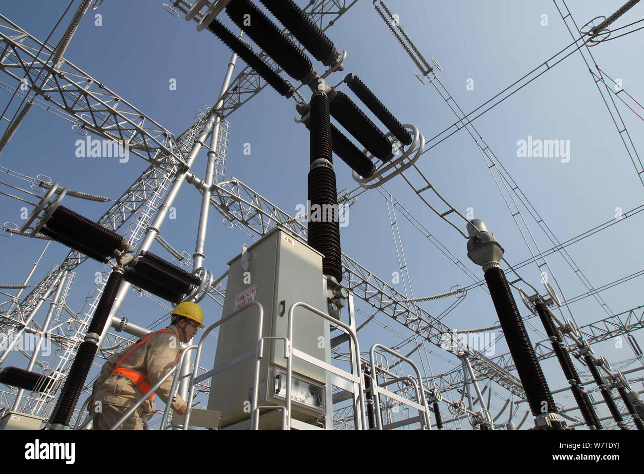 Power checks hi-res stock photography and images - Alamy