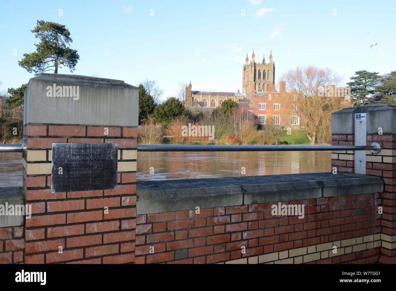 Flood barrier along the River Wye in Hereford during 2014 floods ...