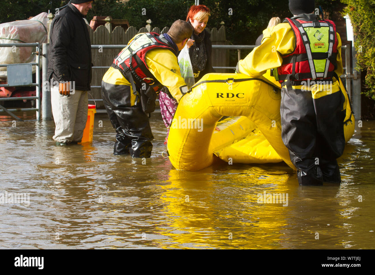 Flood rescue boat raft hi-res stock photography and images - Alamy