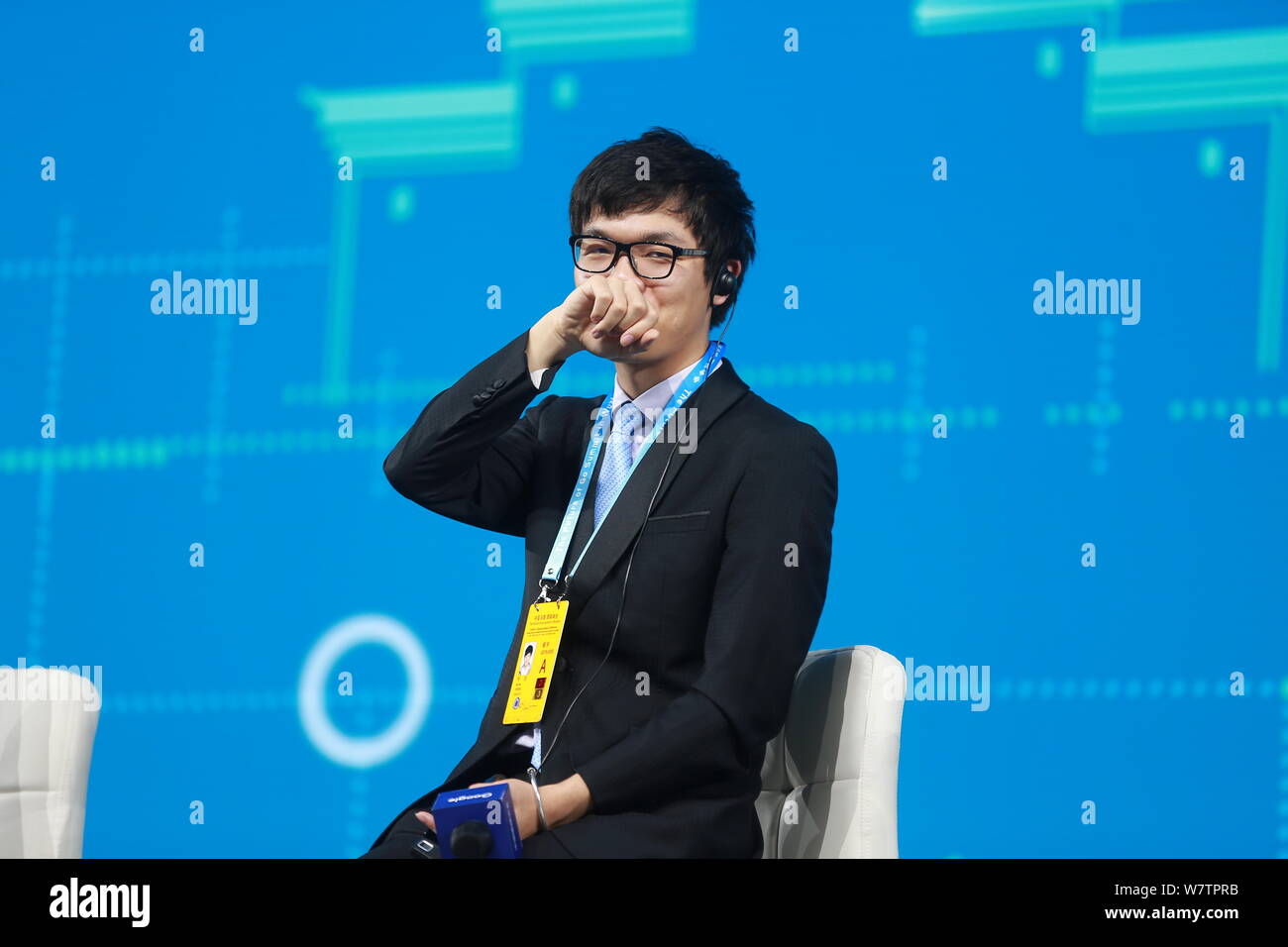 Chinese Go player Ke Jie reacts after losing to Google's artificial ...