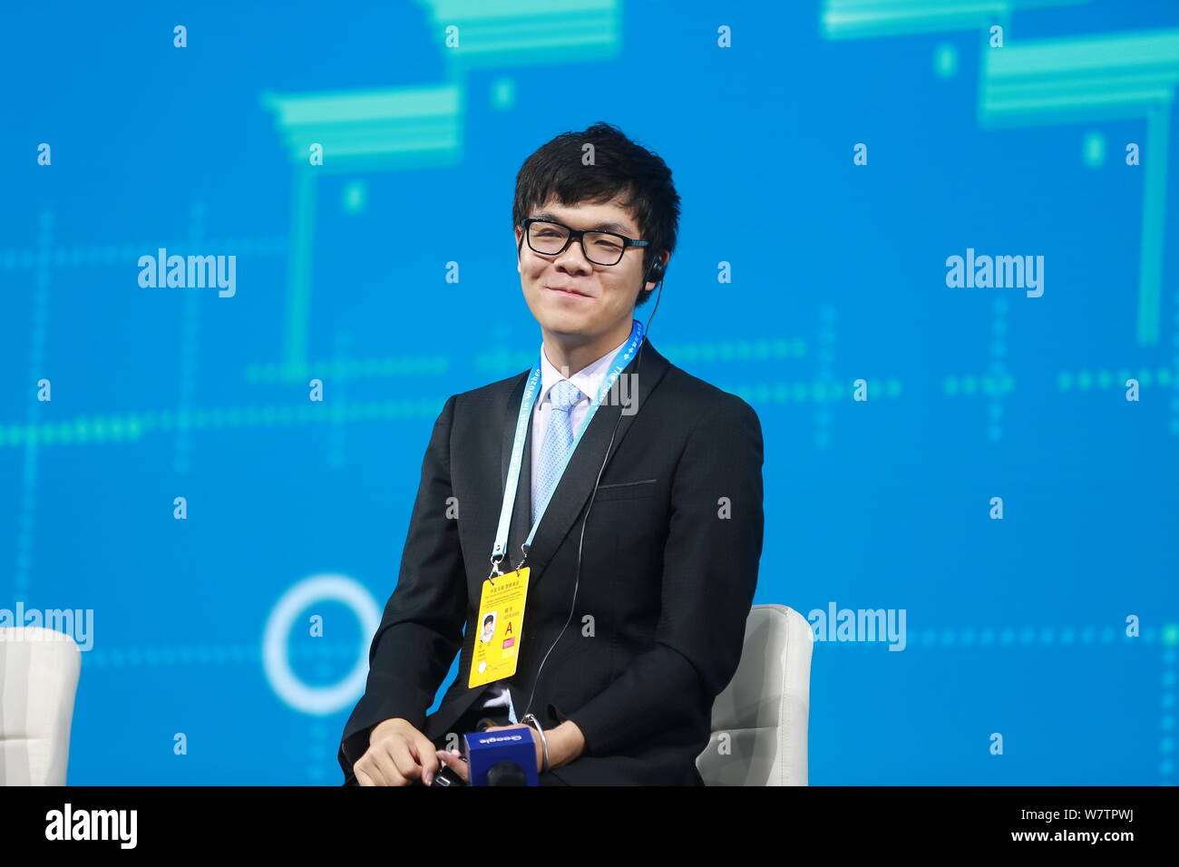 Chinese Go player Ke Jie reacts after losing to Google's artificial ...