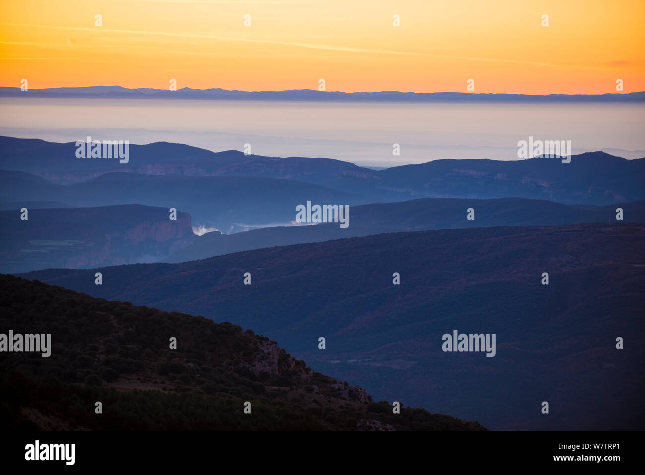 Pre pyrenees mountain hi-res stock photography and images - Alamy