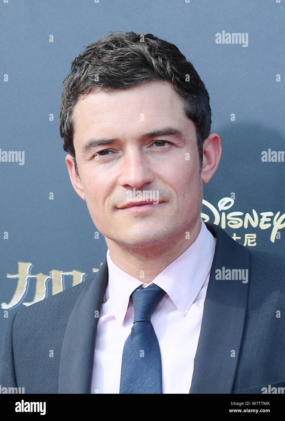 English actor Orlando Bloom arrives on the red carpet for the premiere ...