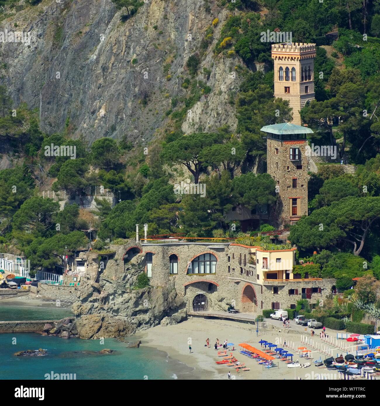 Cinque terre klippe hi-res stock photography and images - Alamy