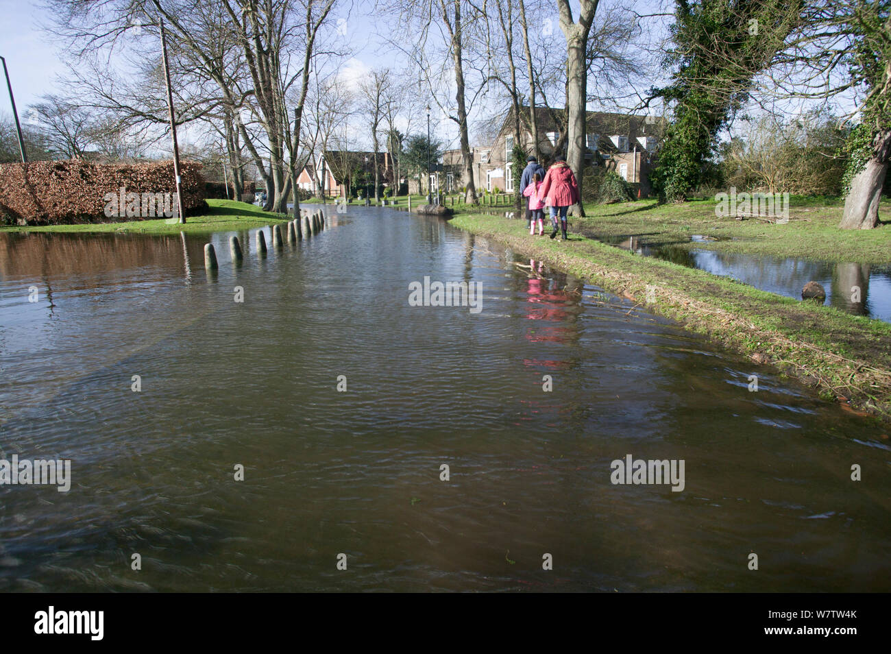 Raised bank hi-res stock photography and images - Alamy