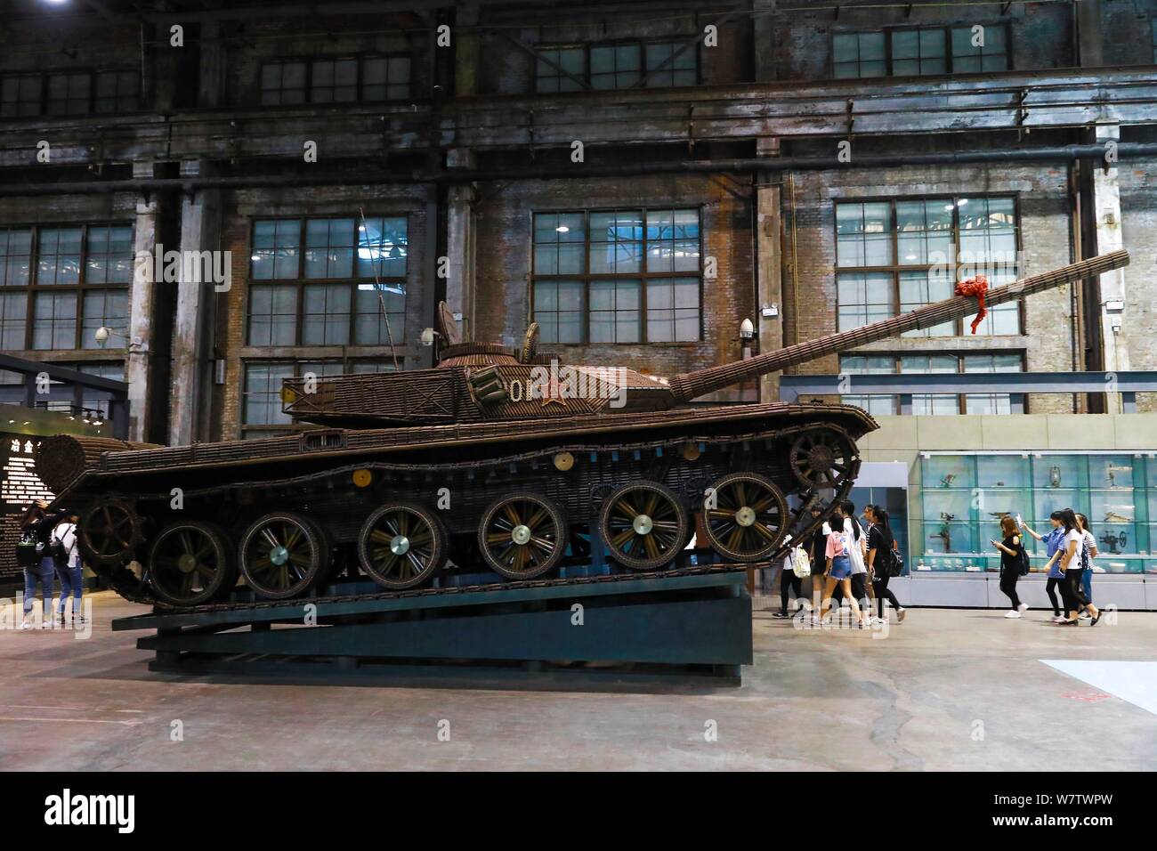 Type 99 tank hi-res stock photography and images - Alamy
