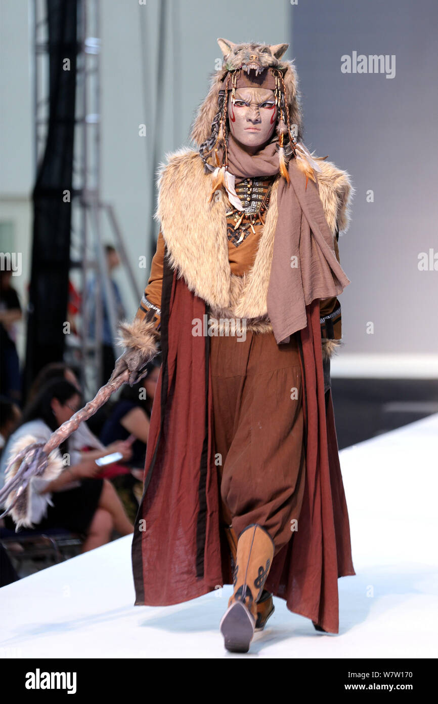 A graduate majoring in Film Characters Image Design from Shandong ...