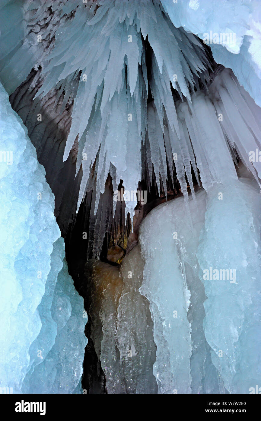 Ice Cave Ceiling Stock Photos & Ice Cave Ceiling Stock Images - Alamy