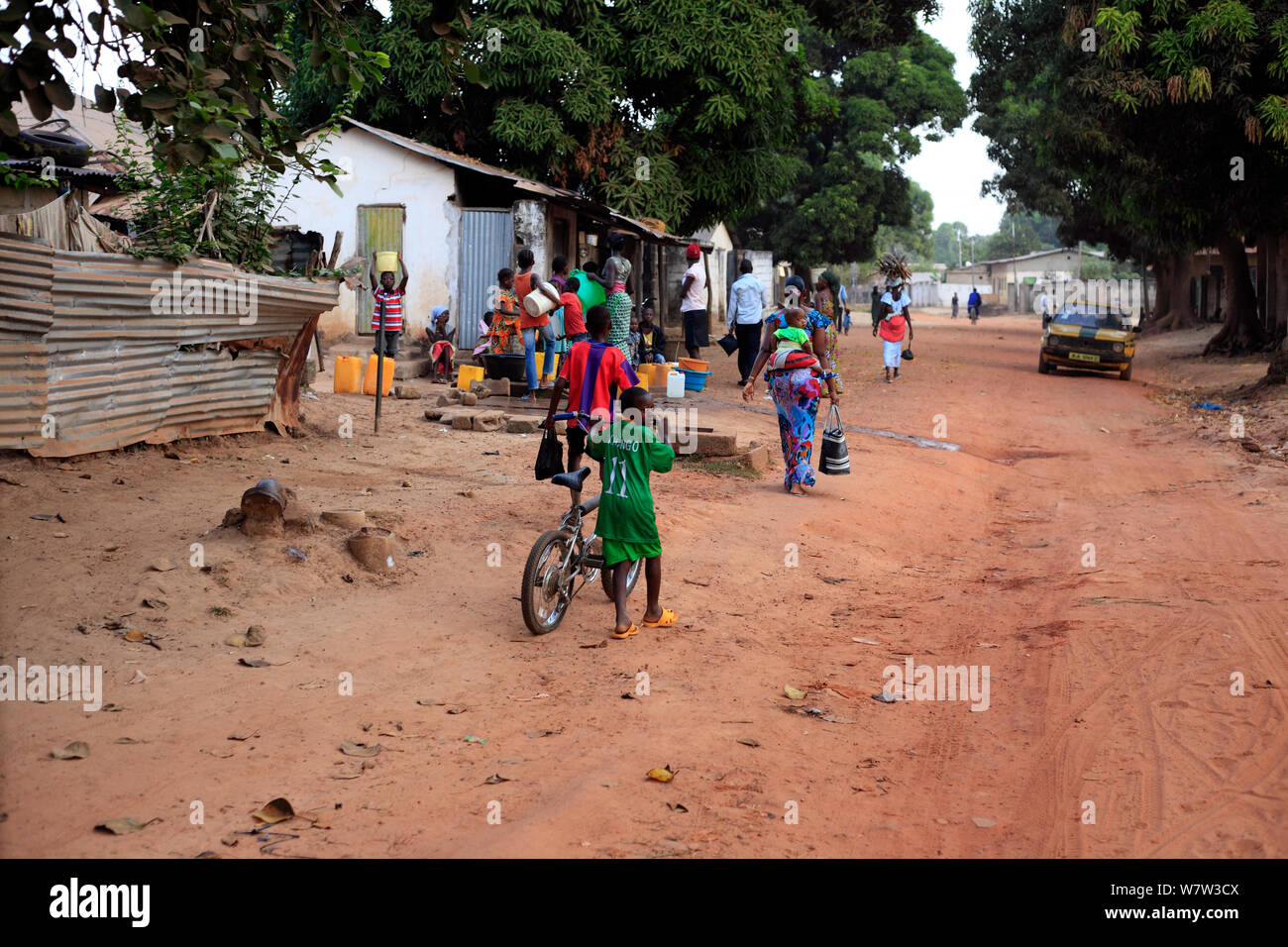 Gambia street hi-res stock photography and images - Alamy