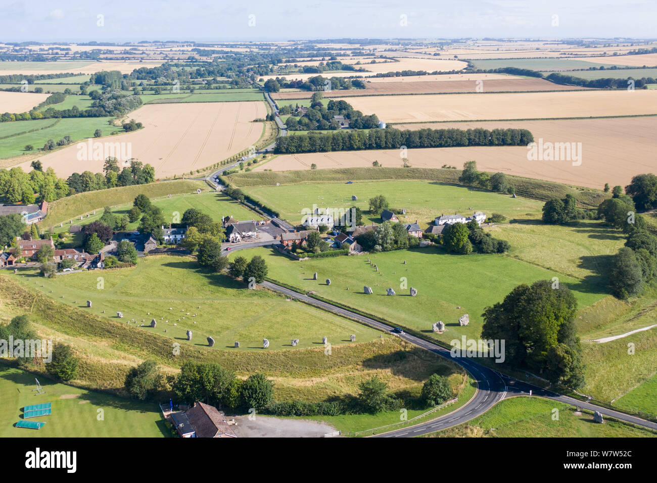 Avebury aerial hi-res stock photography and images - Alamy