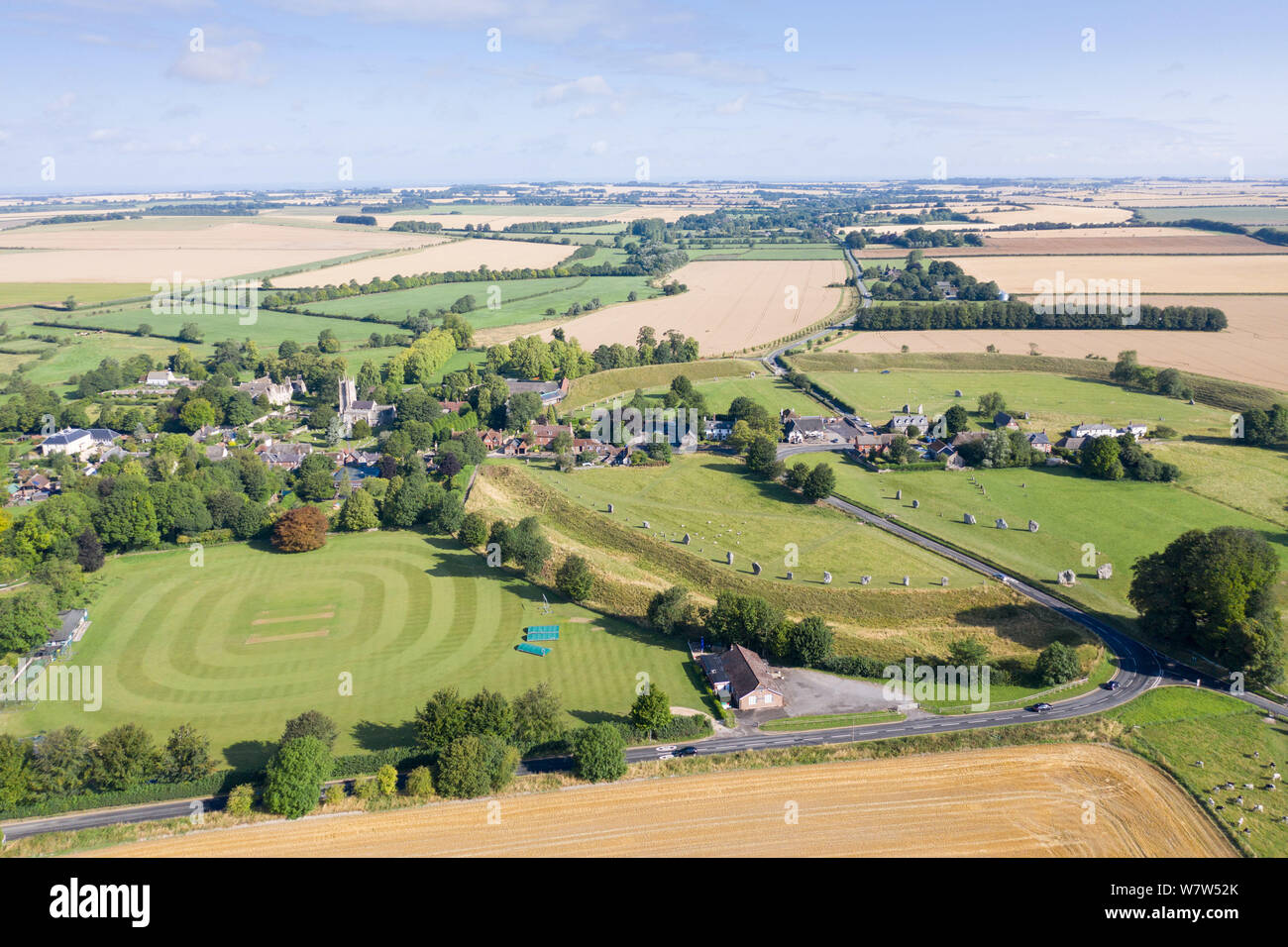 Avebury aerial hi-res stock photography and images - Alamy