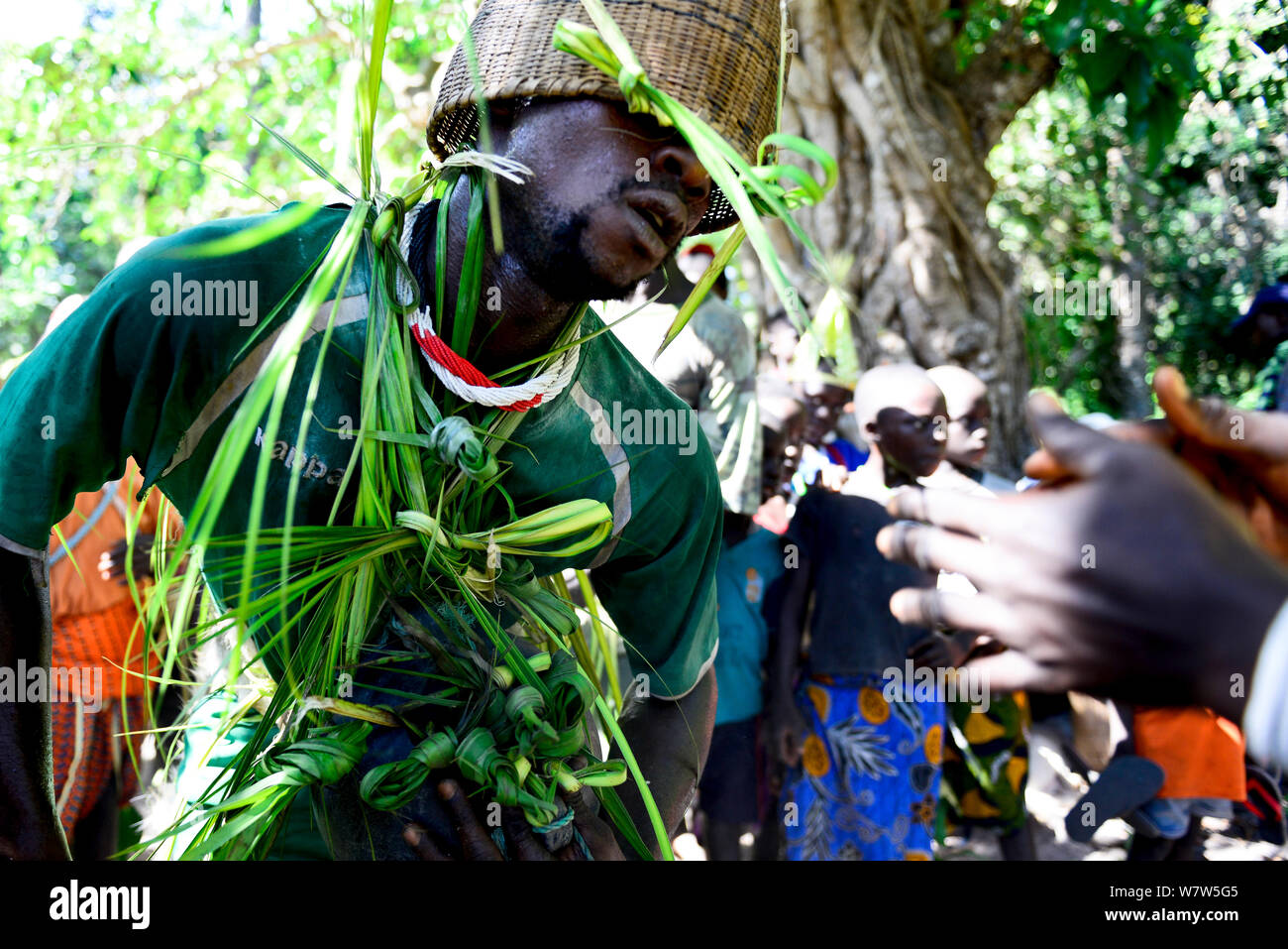 Traditional african wedding hi-res stock photography and images - Alamy
