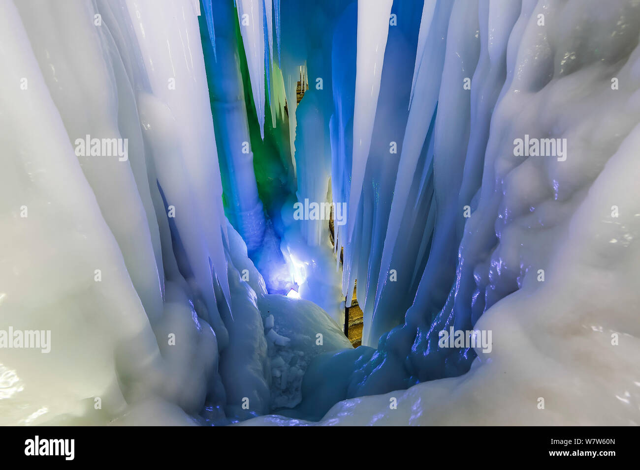 Ningwu ice cave hi-res stock photography and images - Alamy