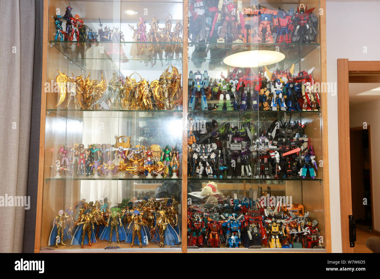 Collections of model Transformers collected by Chinese fan Wang Geng ...