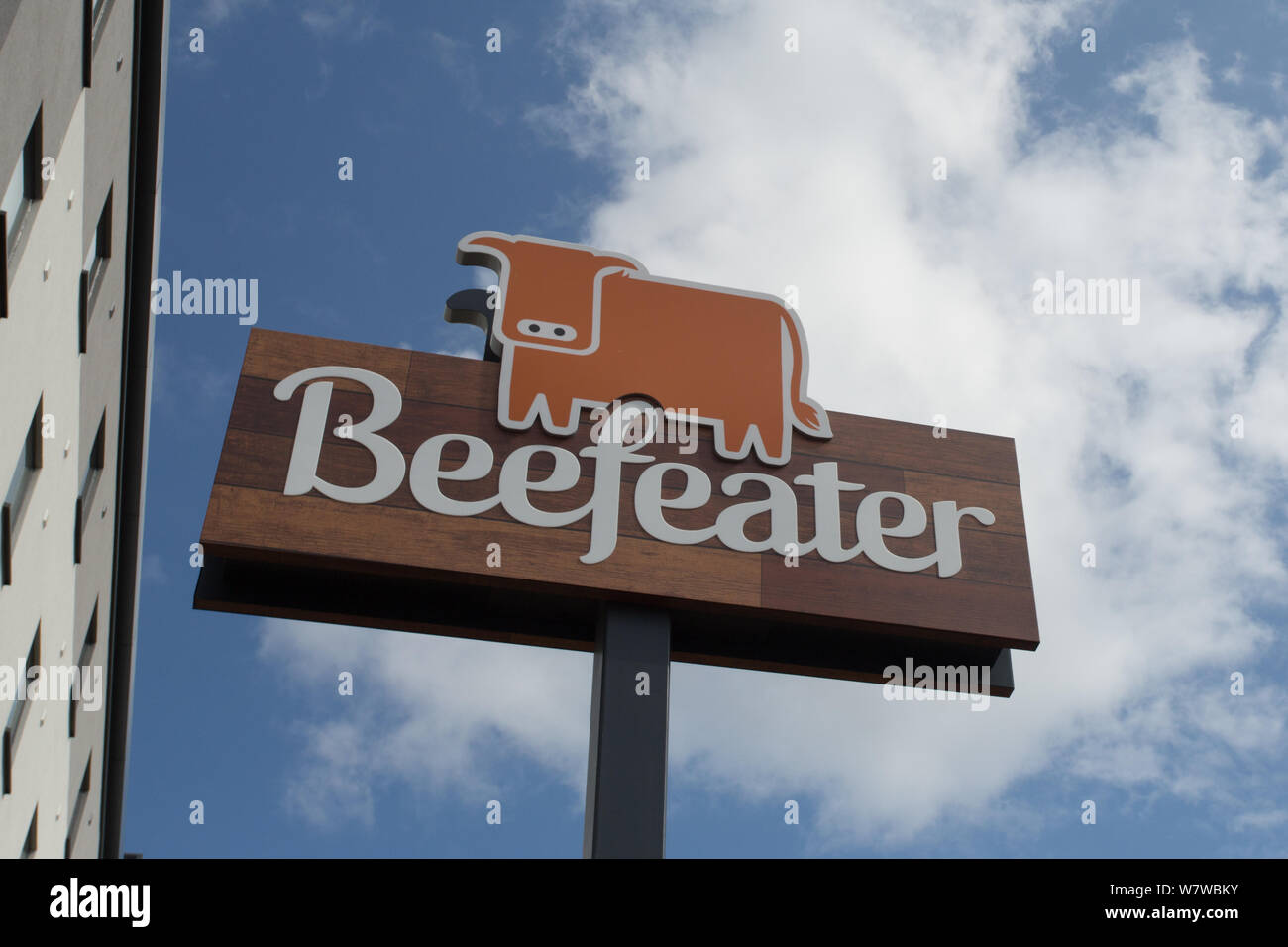 Beefeater Restaurant Logo