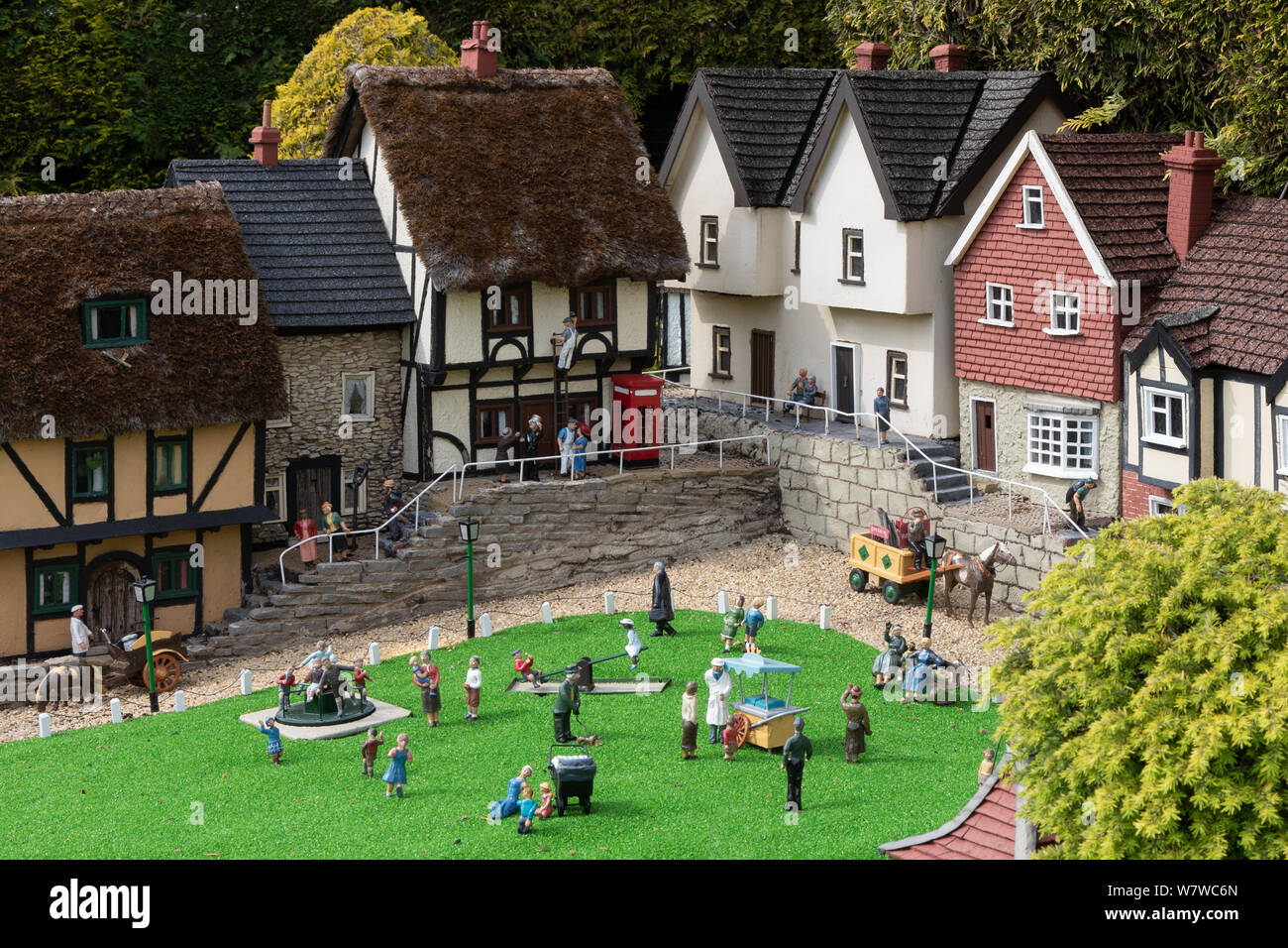 Bekonscot model village and railway hi-res stock photography and images ...