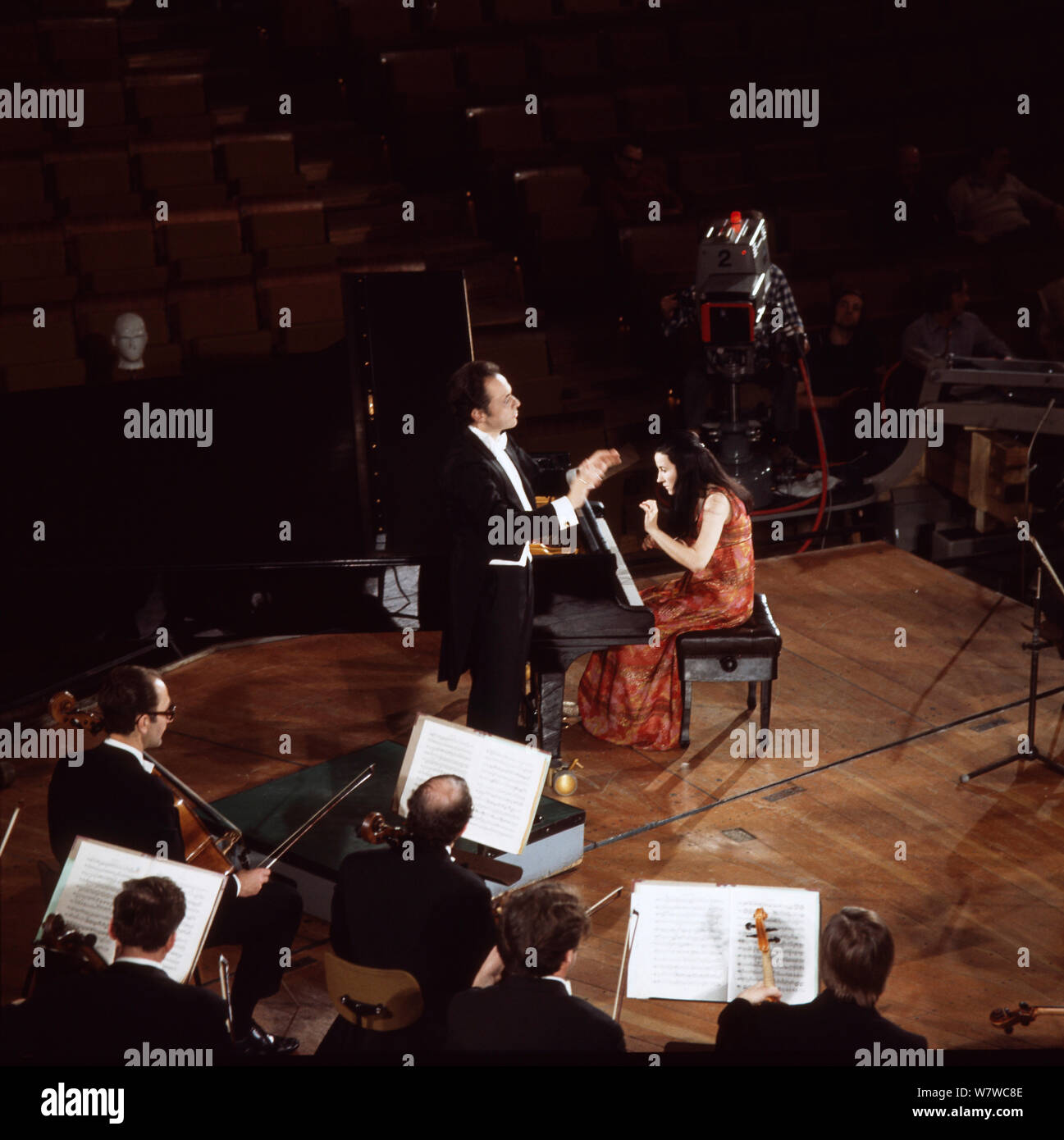 Der Dirigent Loorin Maazel und seine Frau, die Pianistin Israela ...