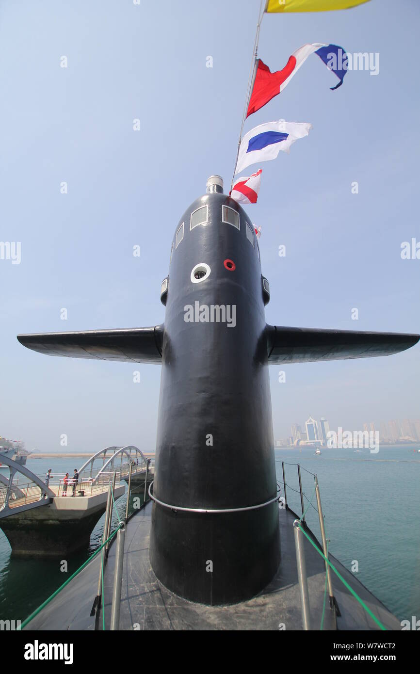 The decommissioned Type-091 nuclear submarine Long March 1 is on ...