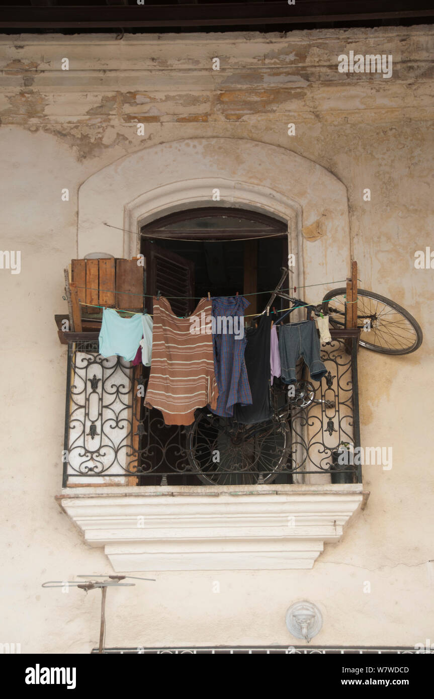 Cleaning Cycle High Resolution Stock Photography and Images - Alamy
