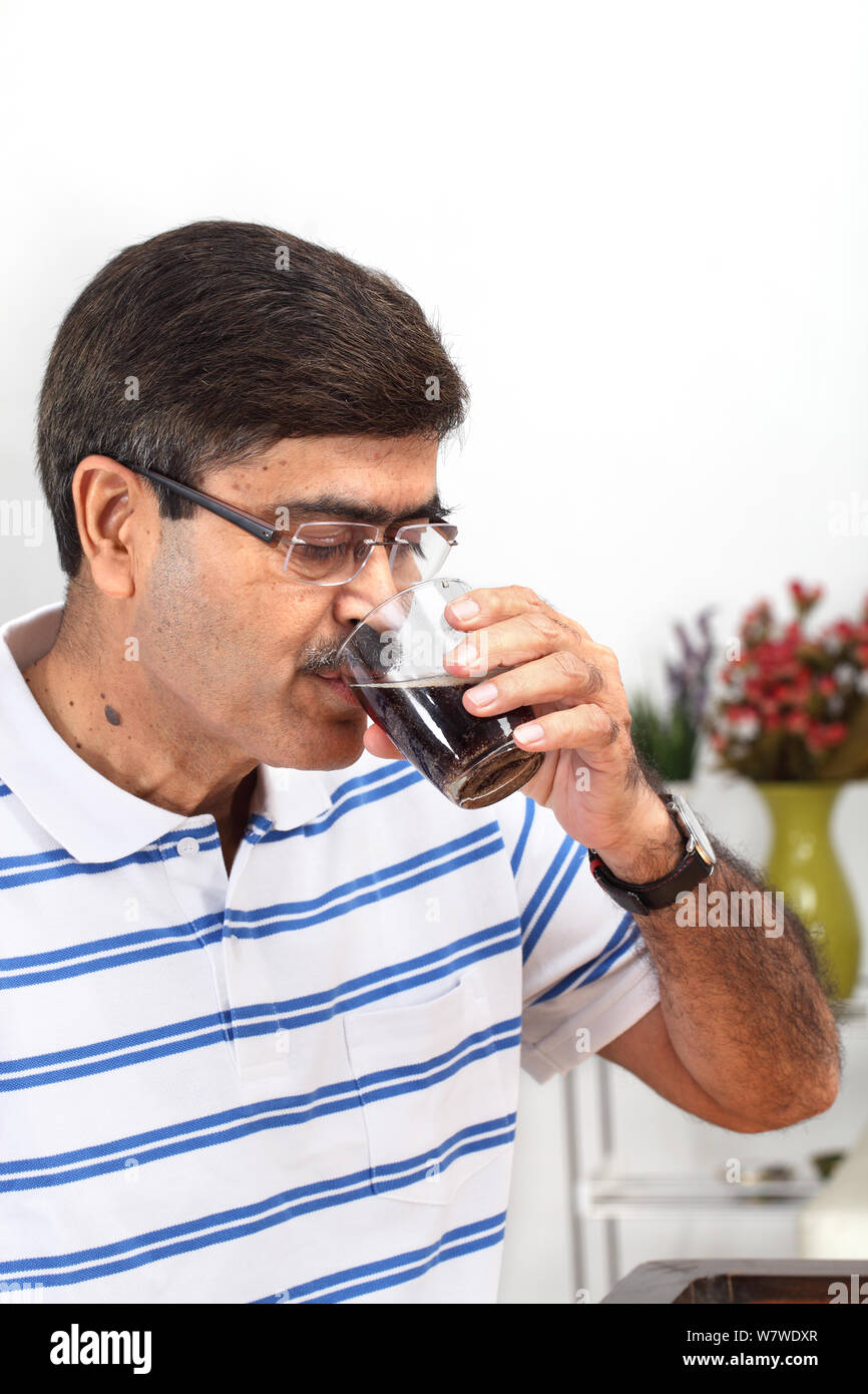 Man drinking coca cola hi-res stock photography and images - Alamy