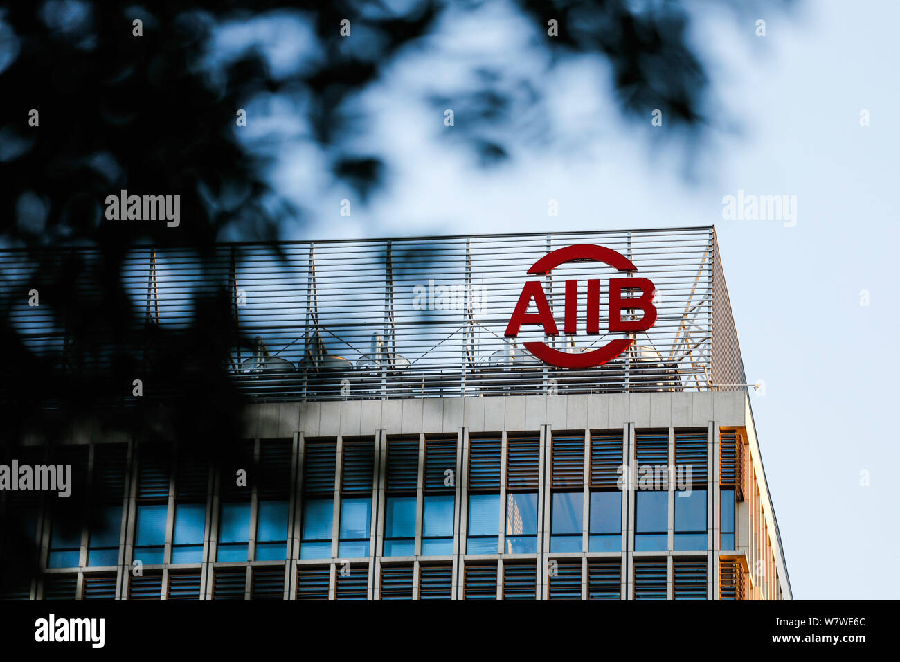 Asian infrastructure investment bank hi-res stock photography and ...